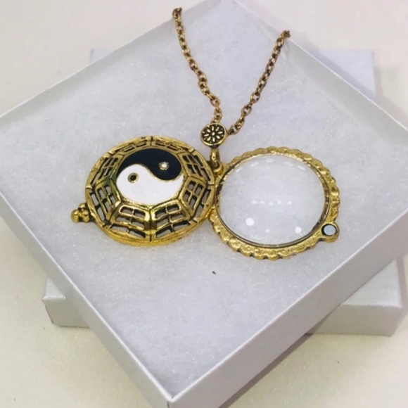 Jewelry | Ying Yang Zen Awesome Magnifying Glass Necklace New | Poshmark